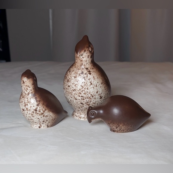 Accents | Vintage Howard Pierce Pottery Brown Speckled Quail With Two ...